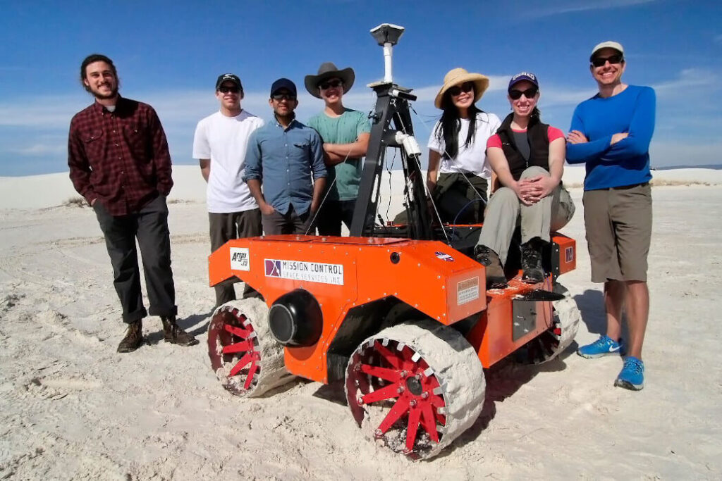 SPACE-TECH STARTUP MISSION CONTROL SHOOTS FOR THE MOON (AND MARS) WITH ...